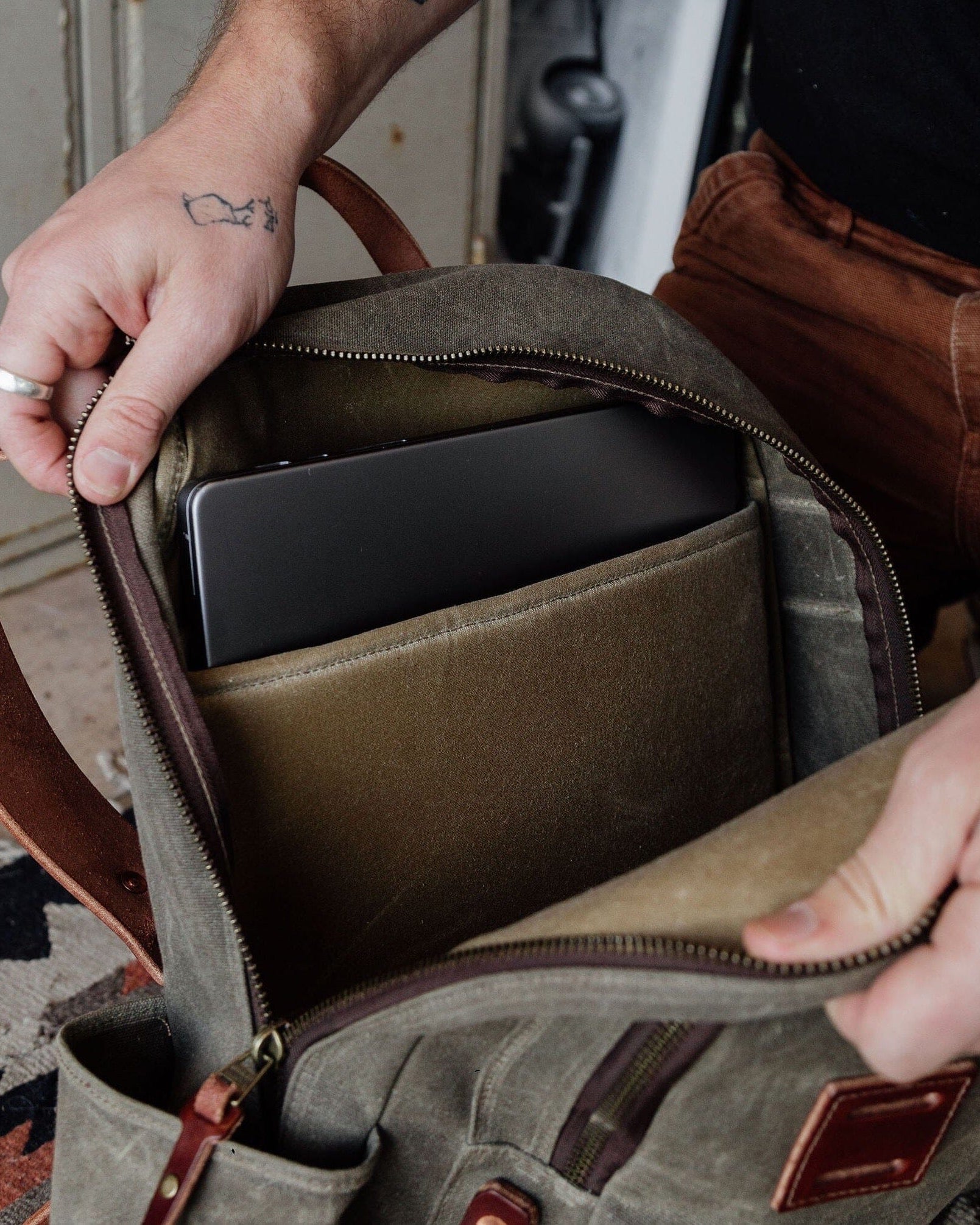 Rover Backpack - Field Tan – Bradley Mountain
