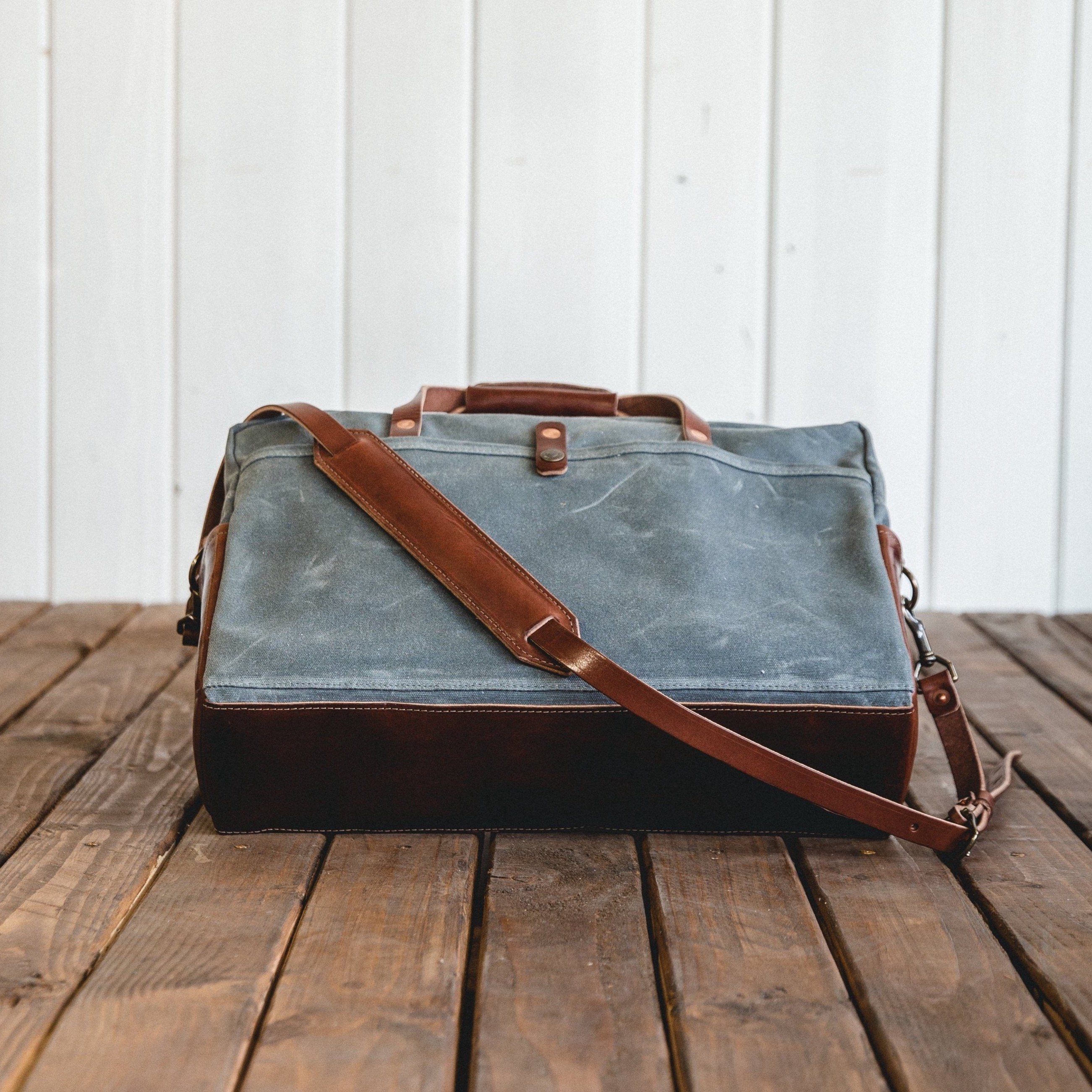 Courier Briefcase - Charcoal – Bradley Mountain