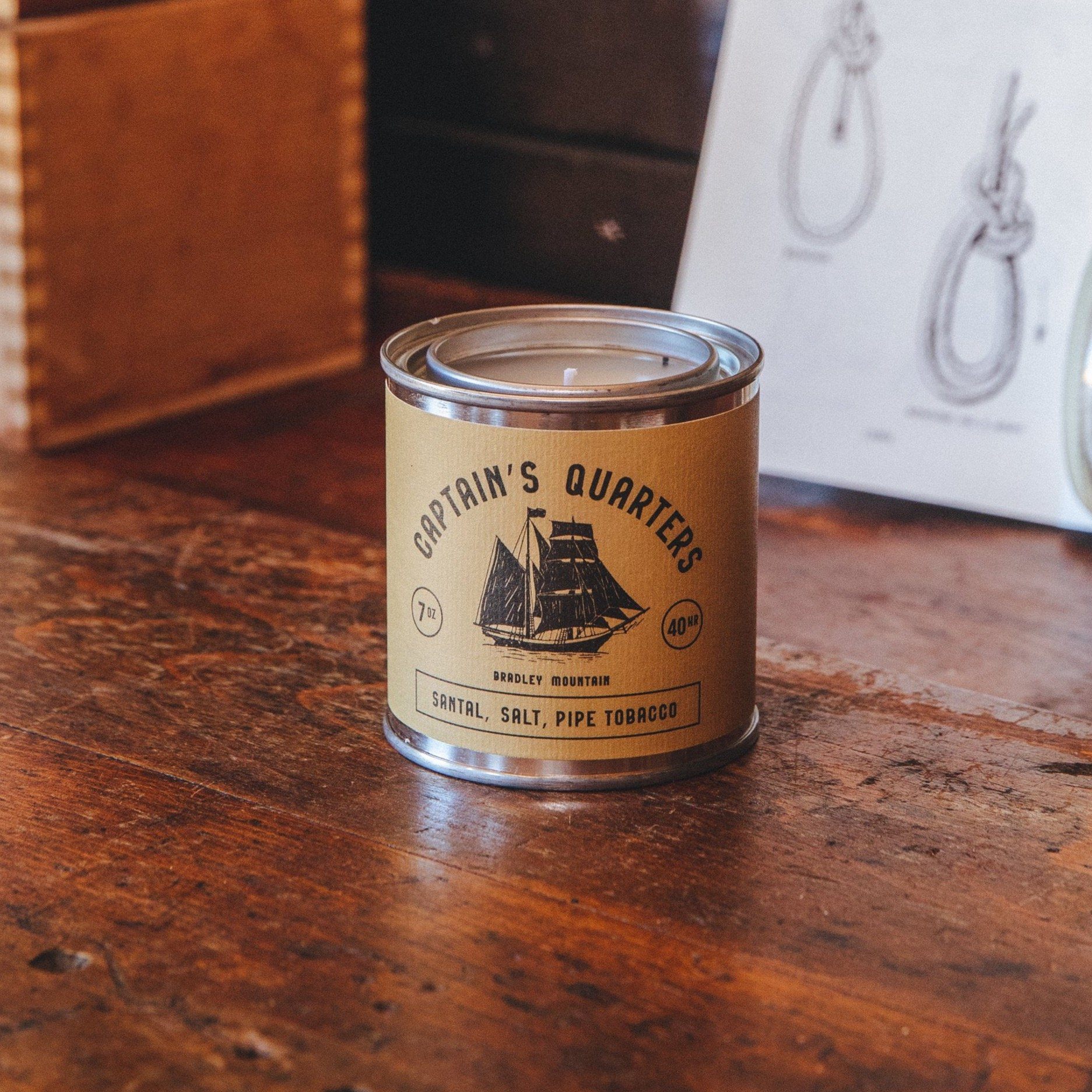 Captain's Quarters Candle – Bradley Mountain