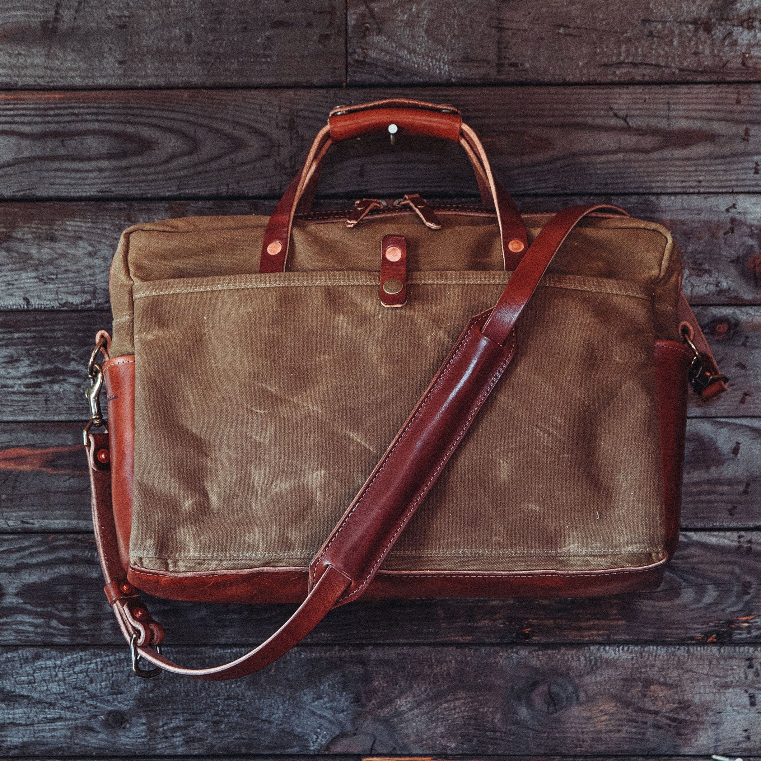 Courier Briefcase - Brush Brown – Bradley Mountain